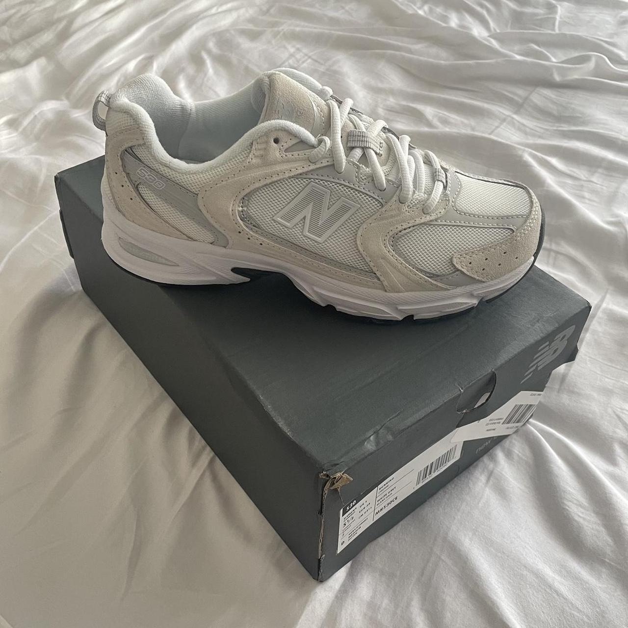 New Balance Women's Grey and Cream Trainers | Depop