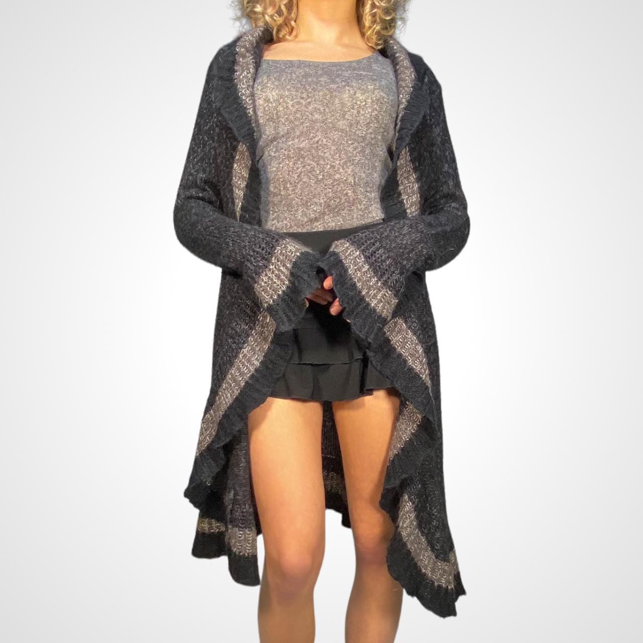 Lovely Y2K bell sleeve duster cardigan by Allison... - Depop