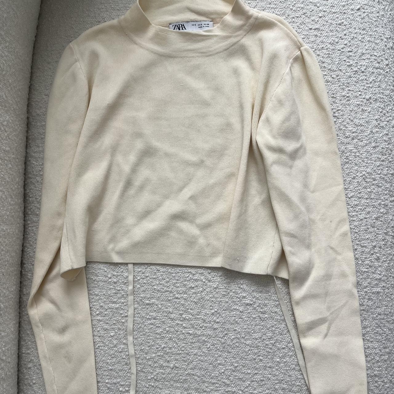 Zara Women's Cream Crop-top | Depop
