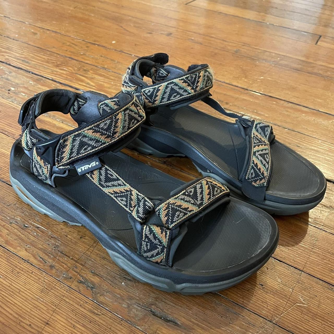 lovely earth tone tevas with adjustable straps size... - Depop