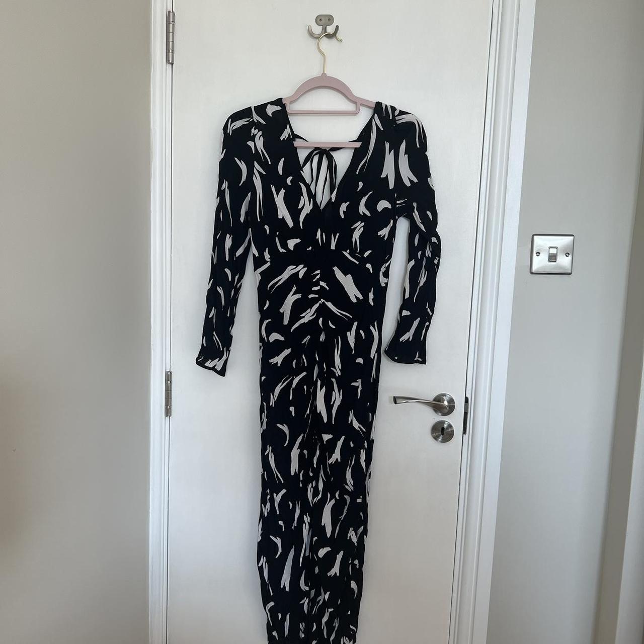 River Island black and white midi dress - Size 12 -... - Depop