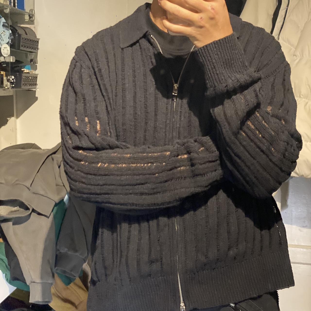 Black zip up cardigan with a grunge vibe #gothstyle - Depop