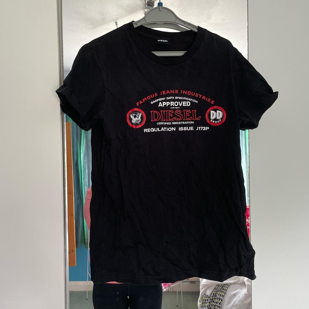 Men’s black diesel top Worn a couple times Great... - Depop