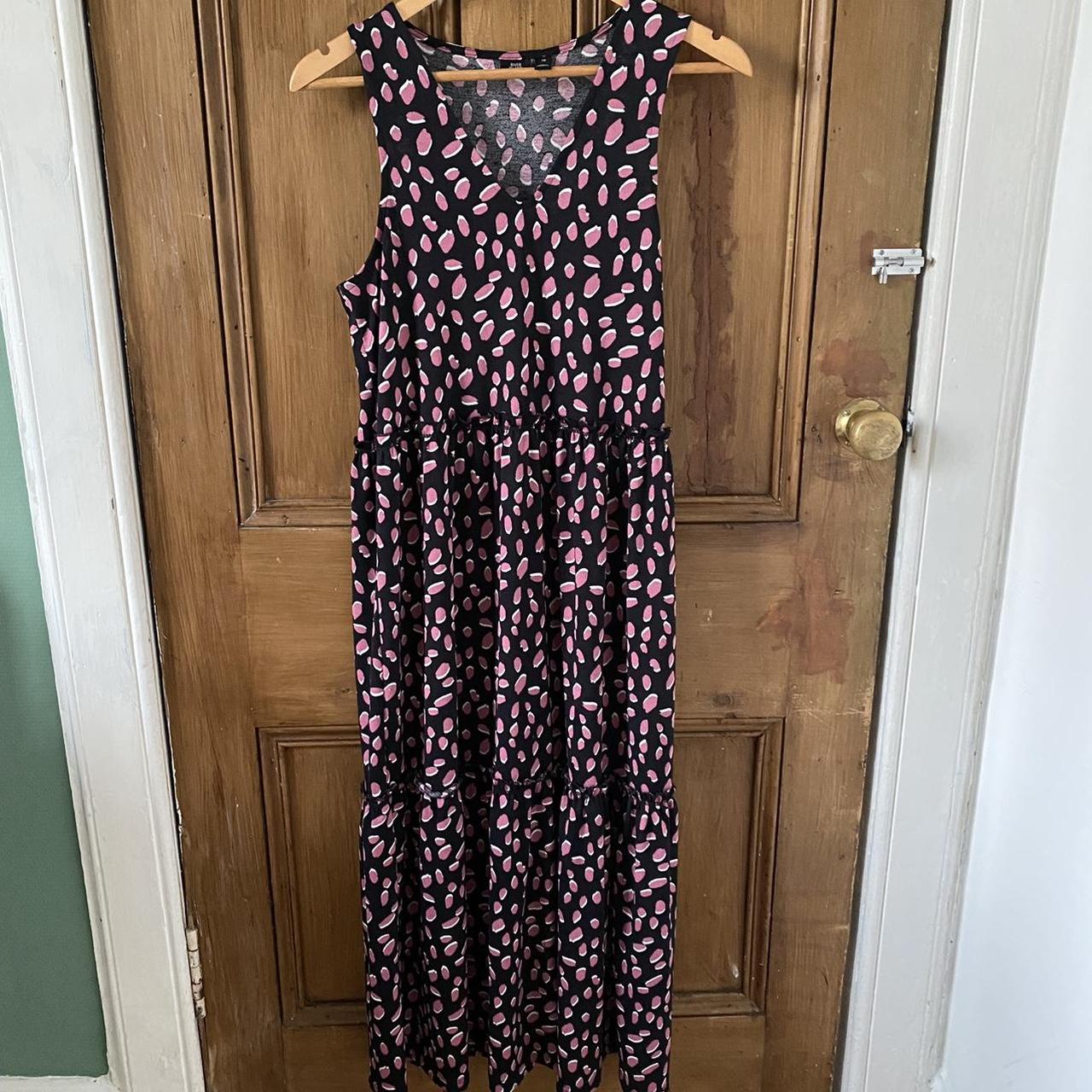 River Island Maxi Dress Super Cute And Unique Depop