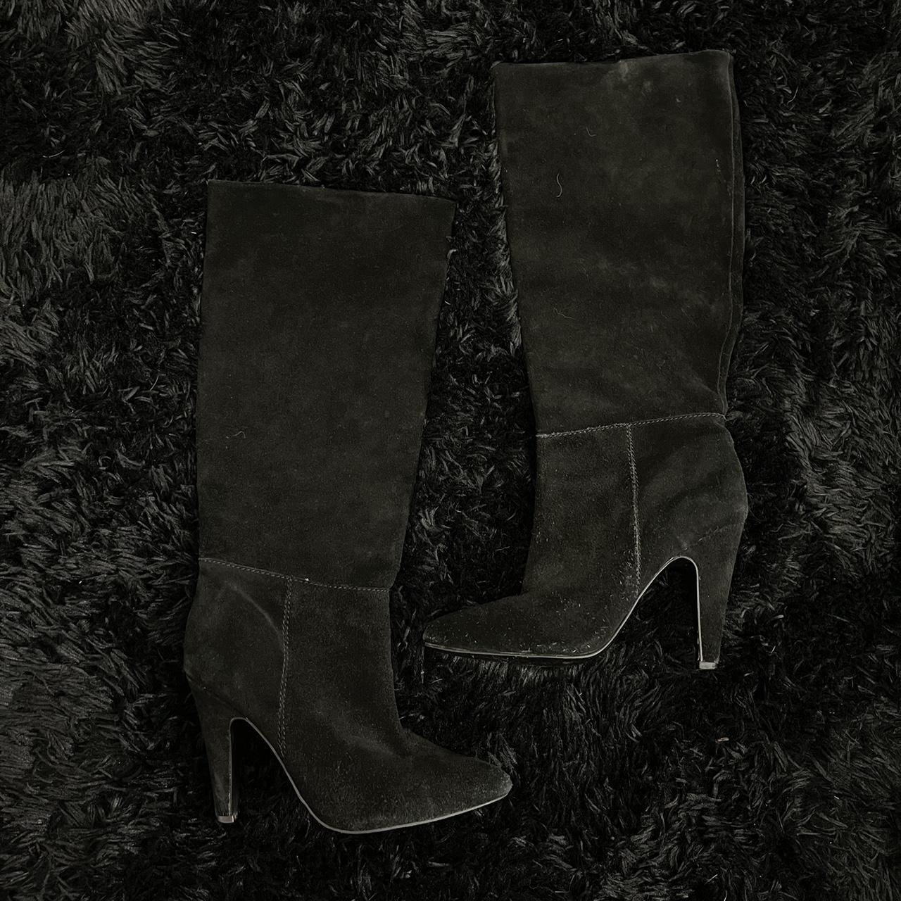 Cute Y2K suede boots, (can be scrunched down) - Depop