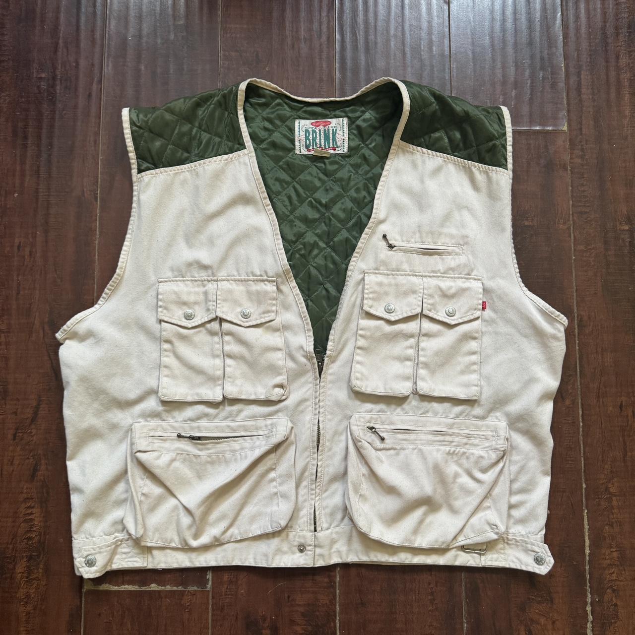 Vintage brink hunting vest, IVE HUNTED IN THIS. No... - Depop