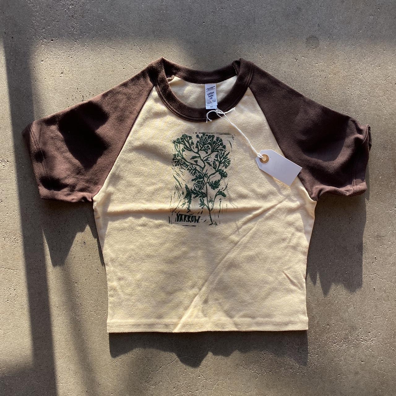 LAA baby rib raglan crop tee in brown and cream with... - Depop