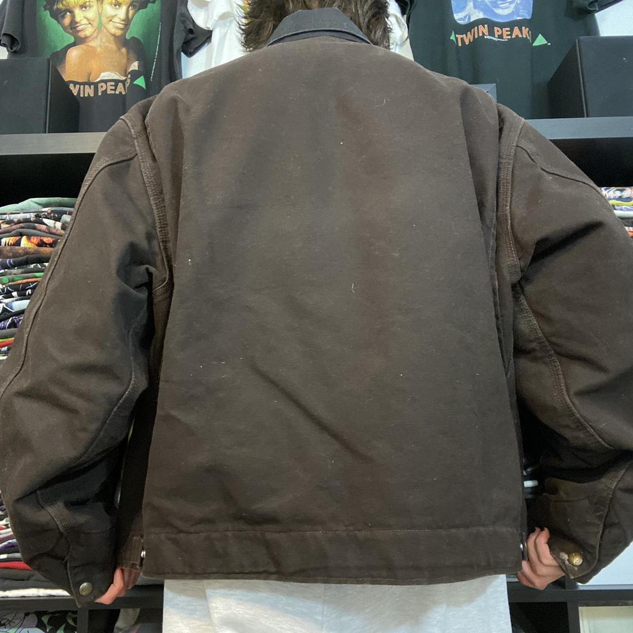 brown blanket lined CARHARTT J97 DKB zip up... - Depop