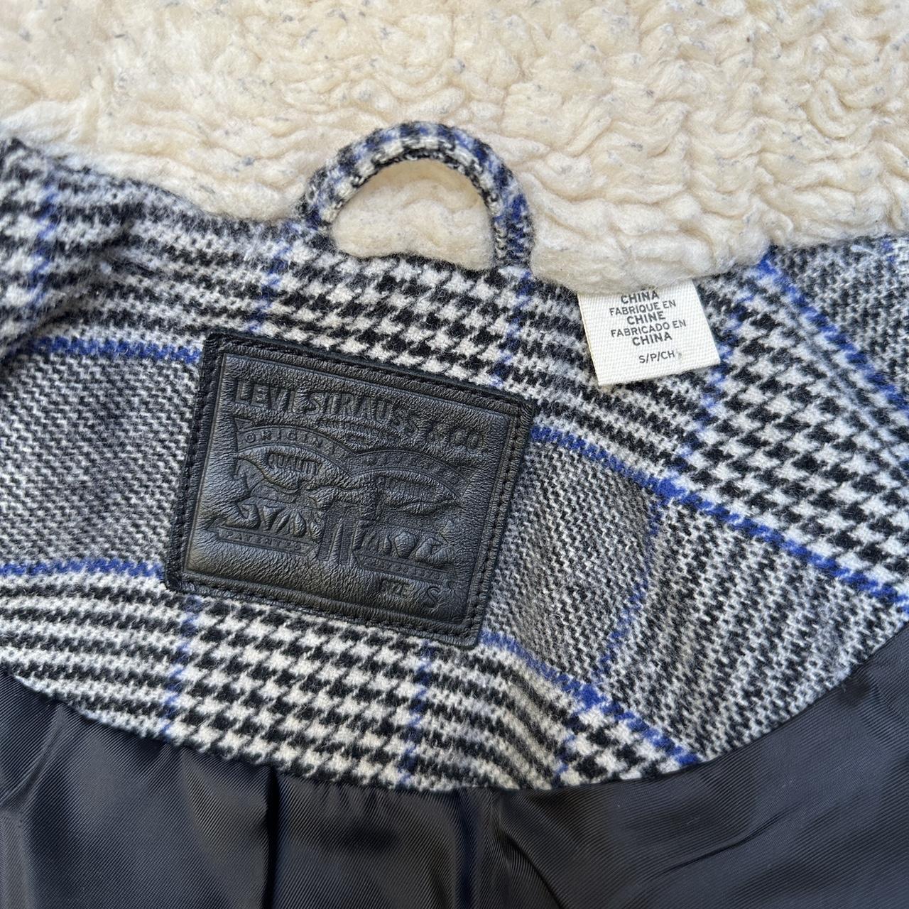 wool blend Levi’s long winter coat with borg collar... - Depop