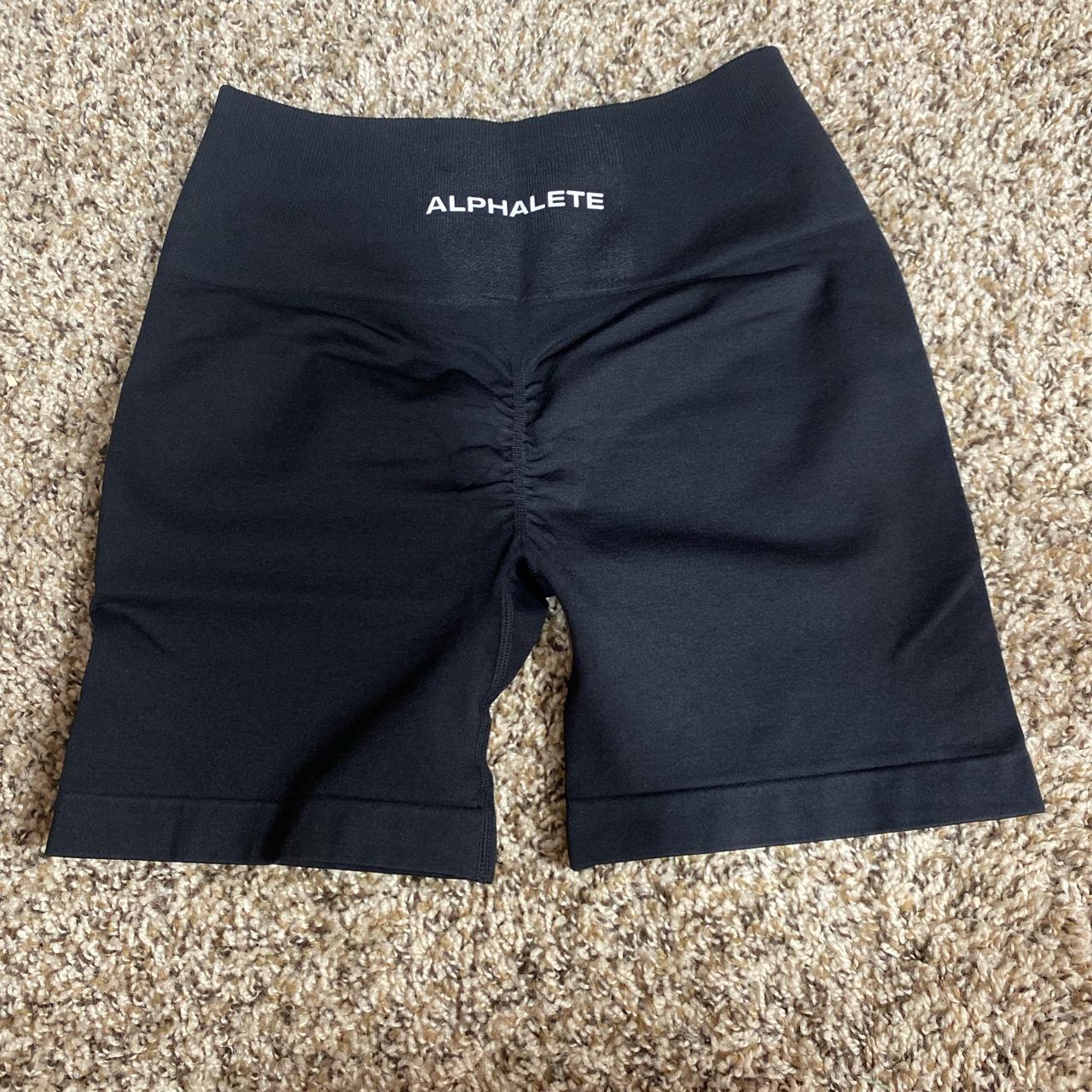 alphalete 4.5” shorts worn one time inside tag is... - Depop