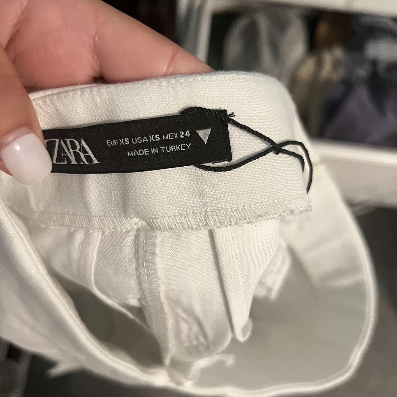 XS white Zara envelope skort. This is so cute just... - Depop