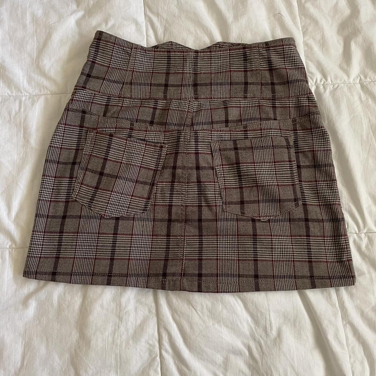 cute mini plaid skirt size 3 (fits like a small)... - Depop