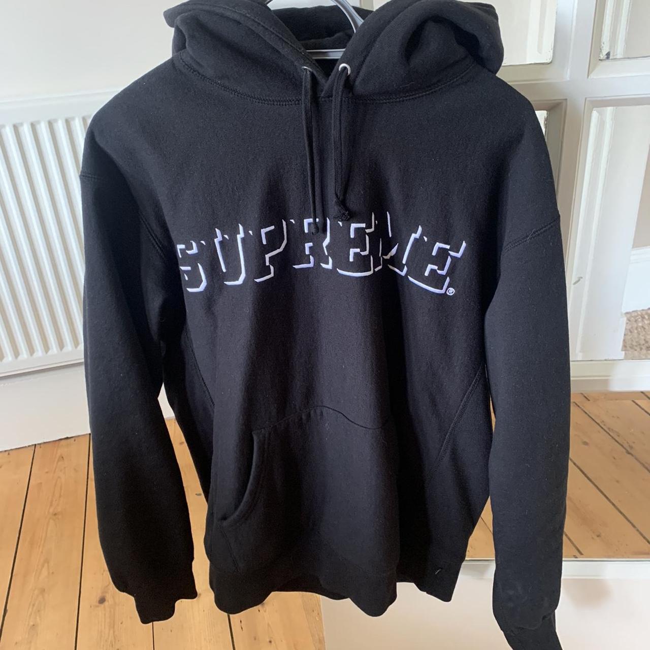 Supreme Men's Hoodie | Depop