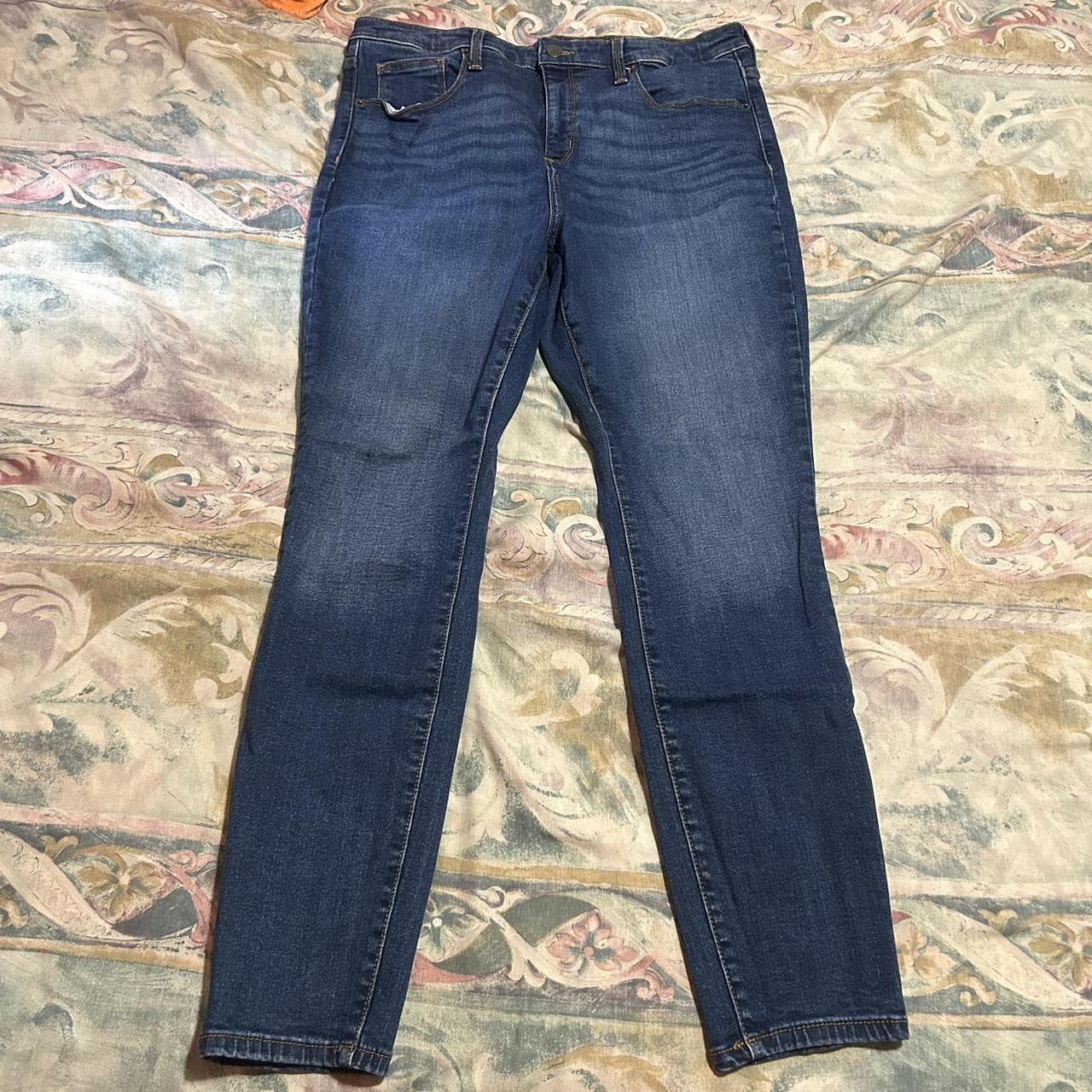 Universal threads skinny jeans. The pants have a bit... - Depop