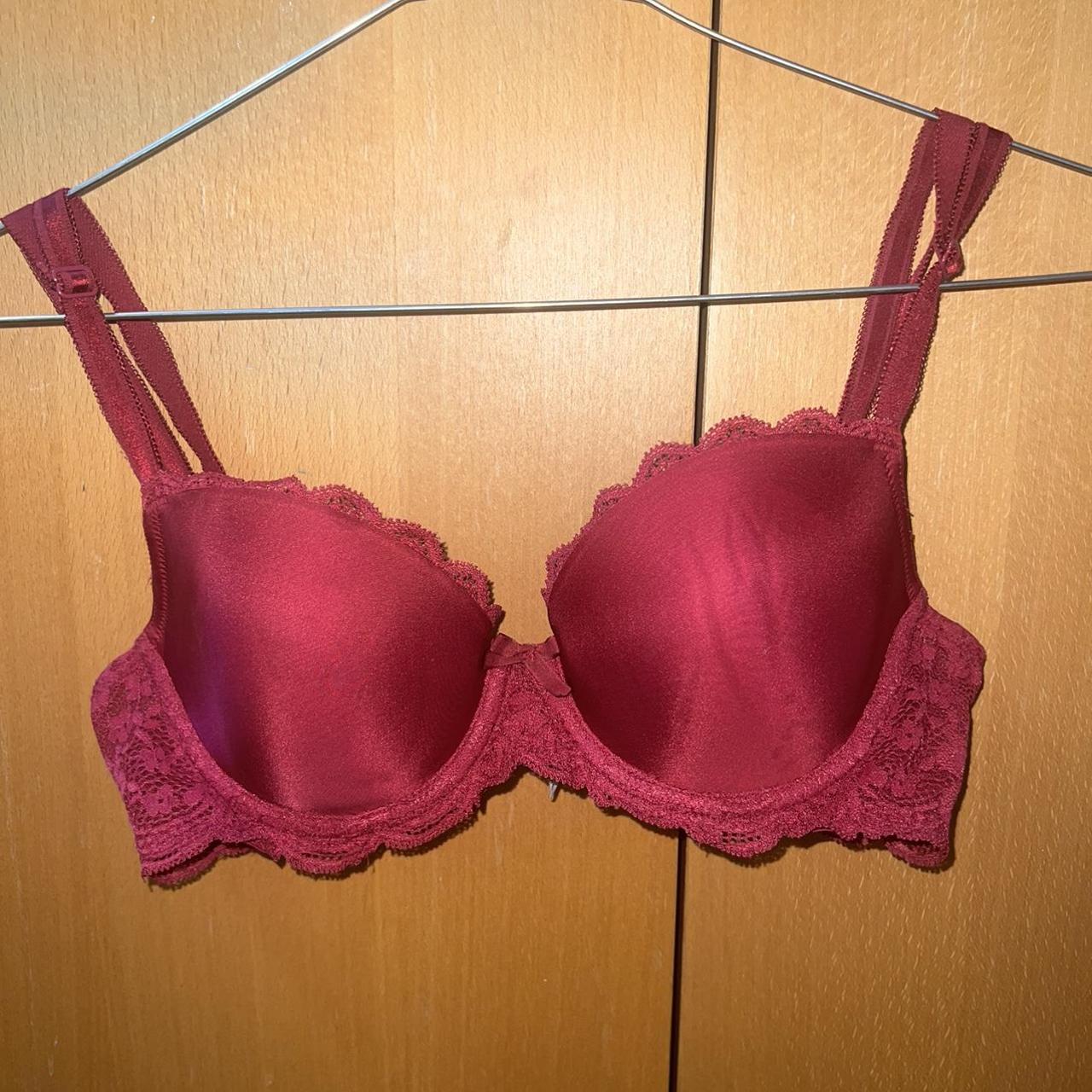 Victoria’s Secret Bra Size 32C - Depop