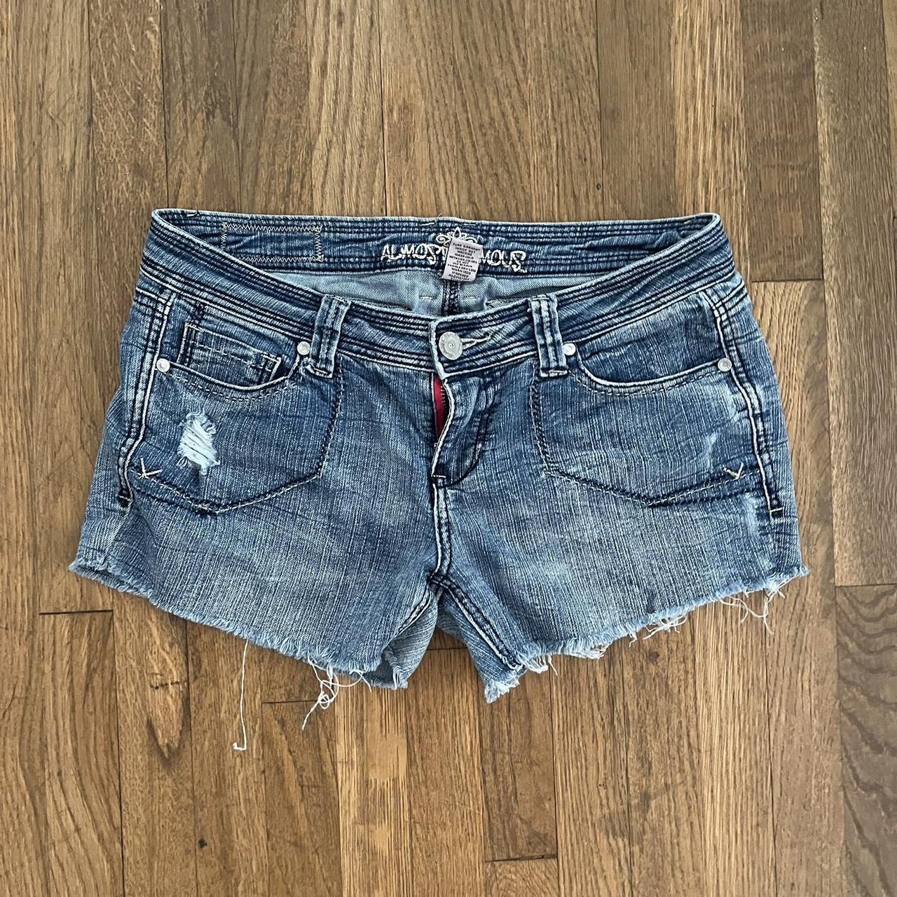 Jean shorts with pretty back pockets very... - Depop