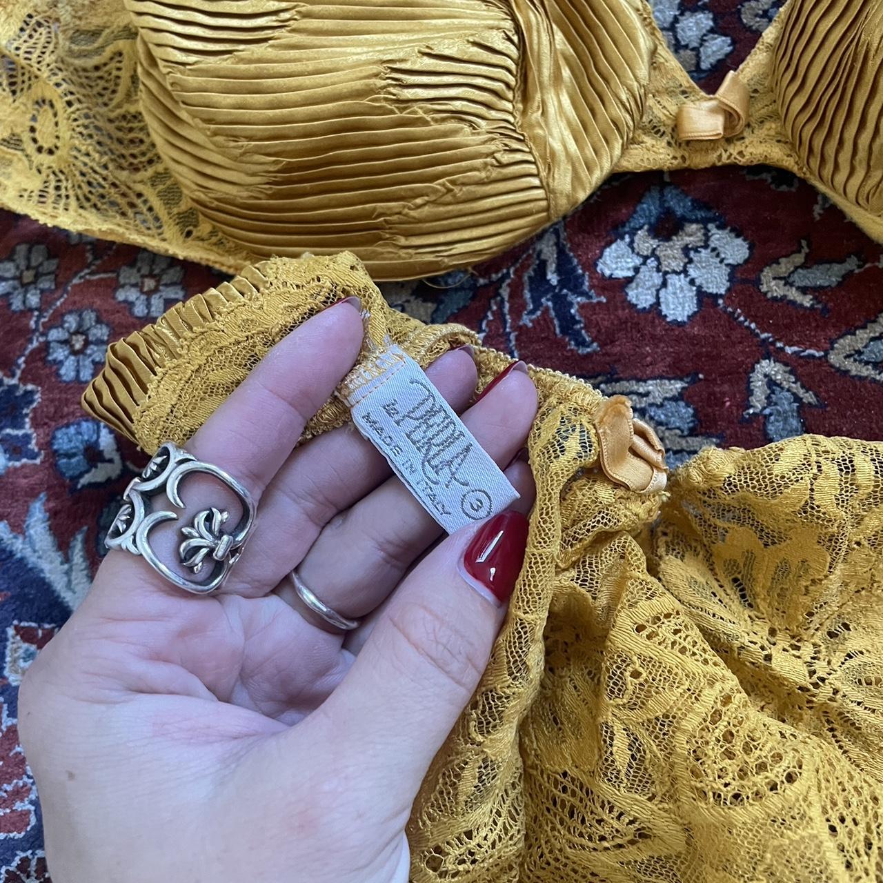 Vintage La Perla Lingerie Set In Mint Condition Depop