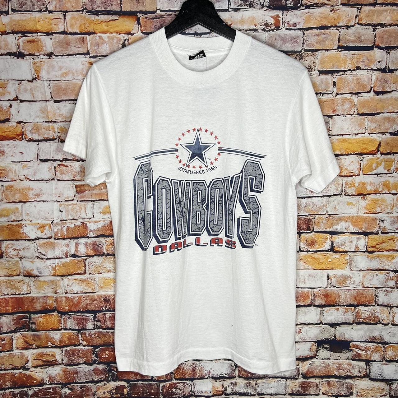 NFL Men's White T-shirt | Depop