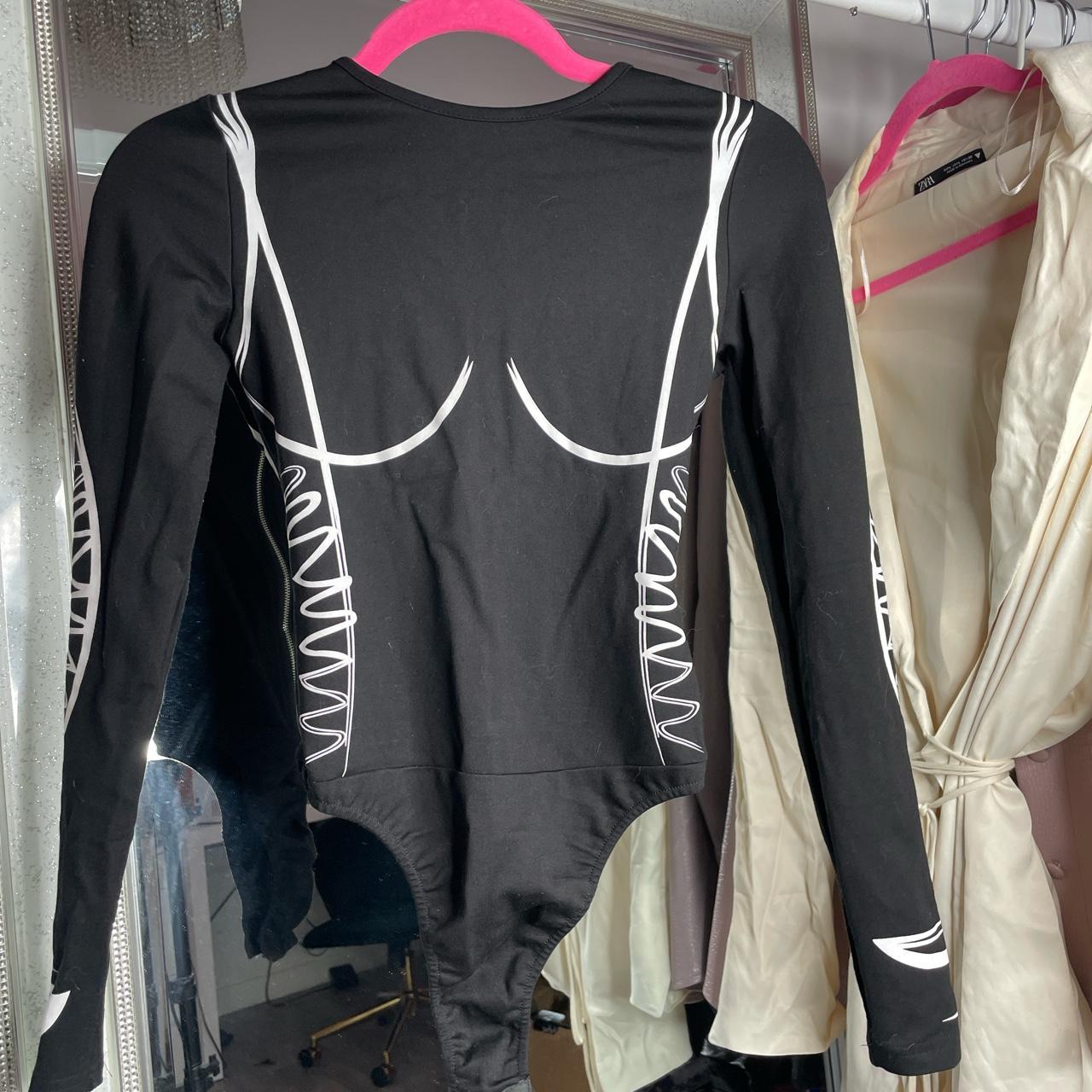 Body outline Bodysuit Super flattering amazing... - Depop