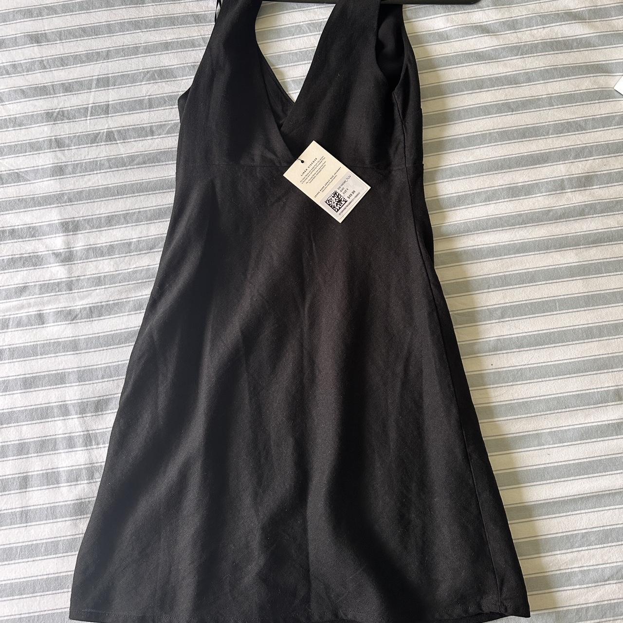 Short black dress from Glassons! Never worn.... - Depop