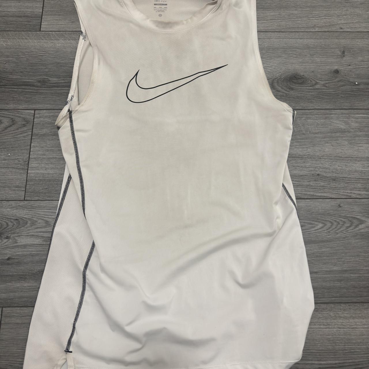 Nike pro vest - Depop