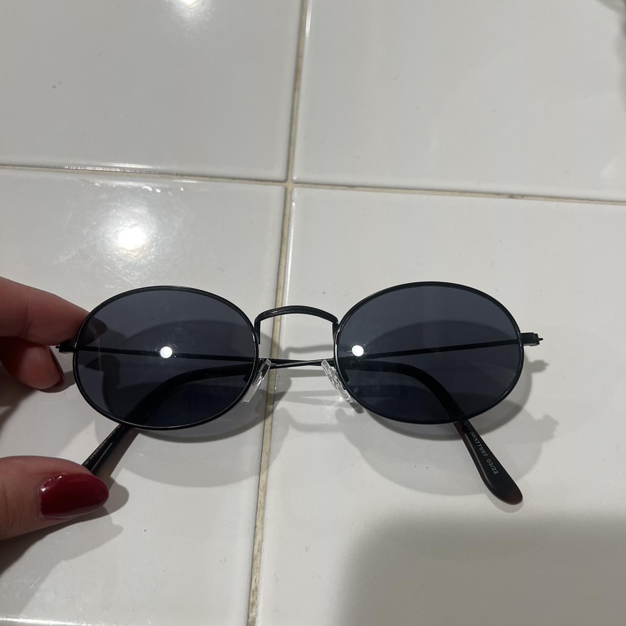 Black rimless round sunglasses Only worn a few... - Depop