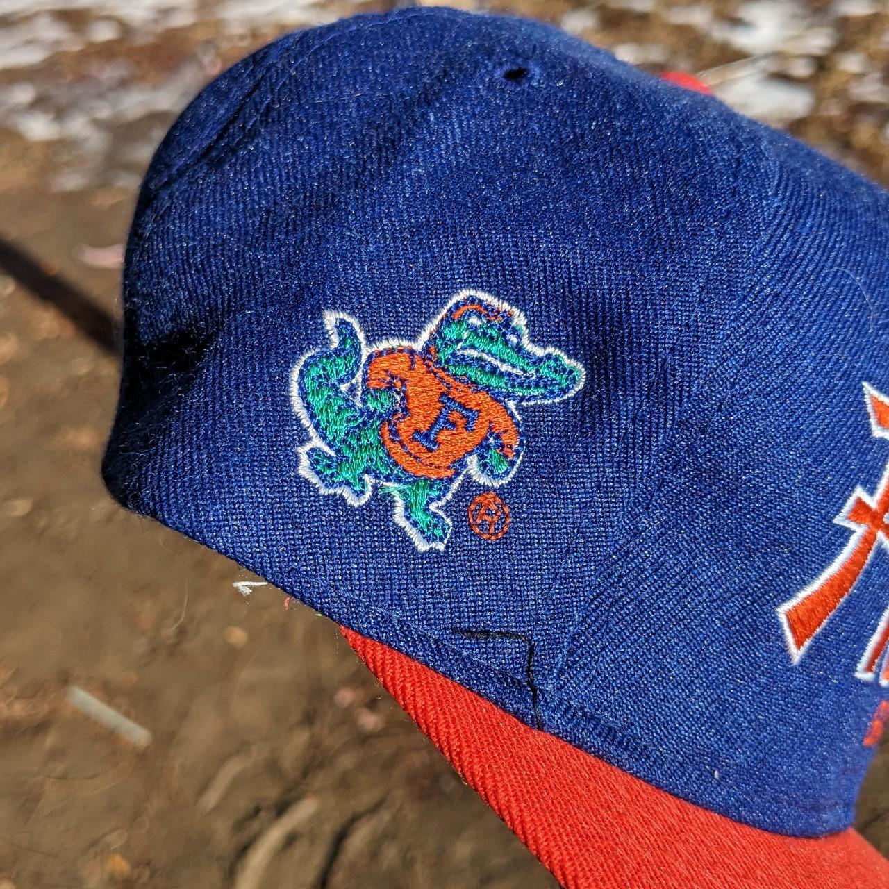 Vintage 90s Florida Gators Double Line Script... - Depop