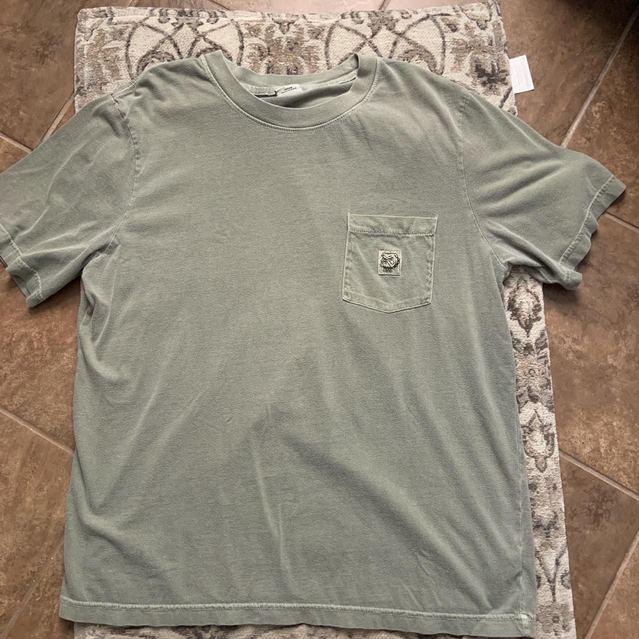 LARGE/Green BDG Boxy 📦 Tee - Depop