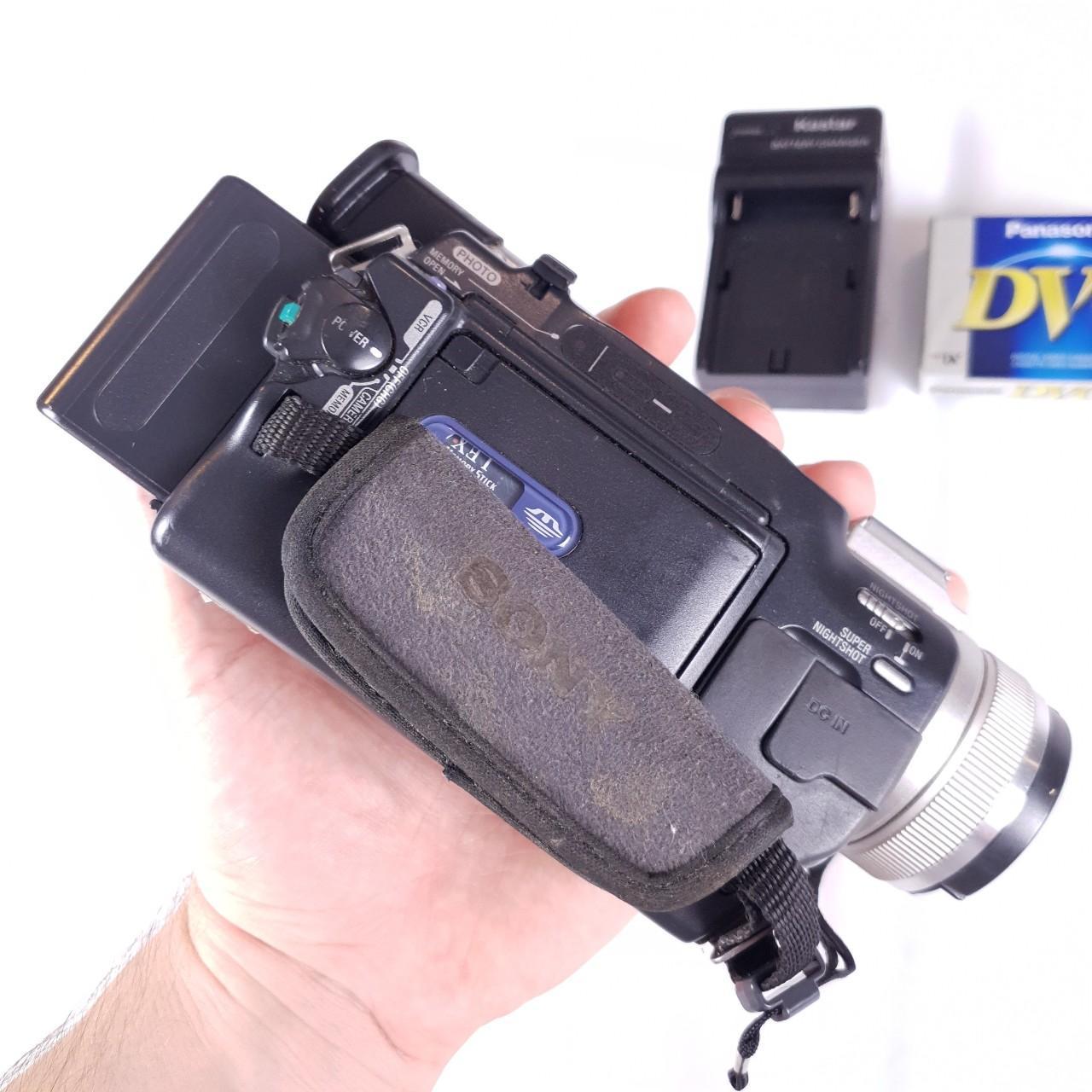 Sony DCR-TRV20 Mini dv handycam camcorder with super... - Depop