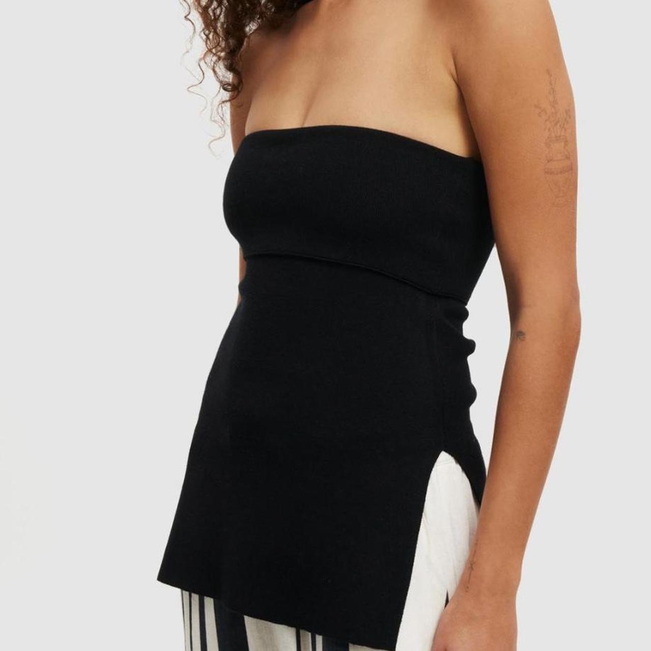 Fold over book tube Super flattering Size Medium - Depop