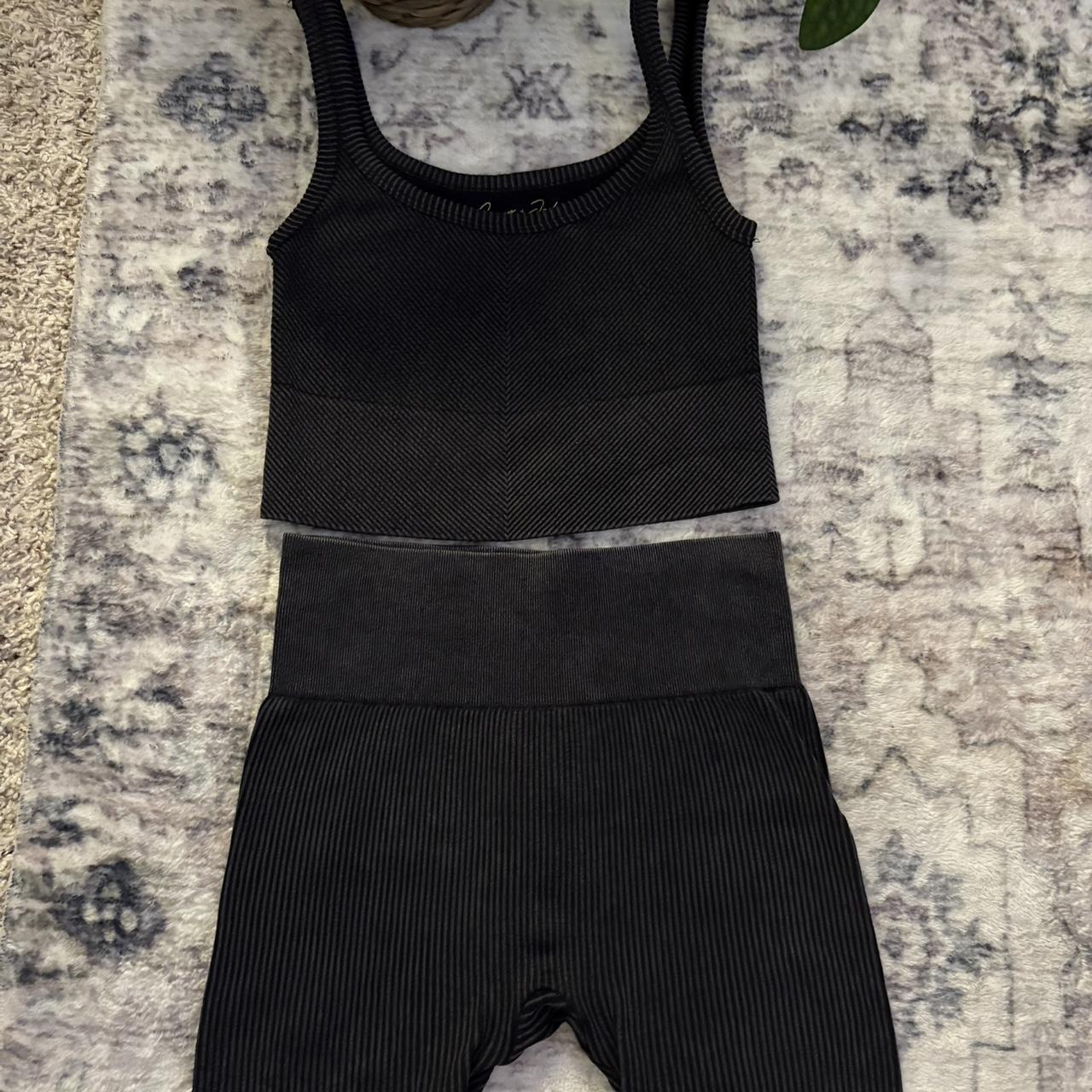 dark gray ribbed seamless activewear set 🩶 lightly... | Depop