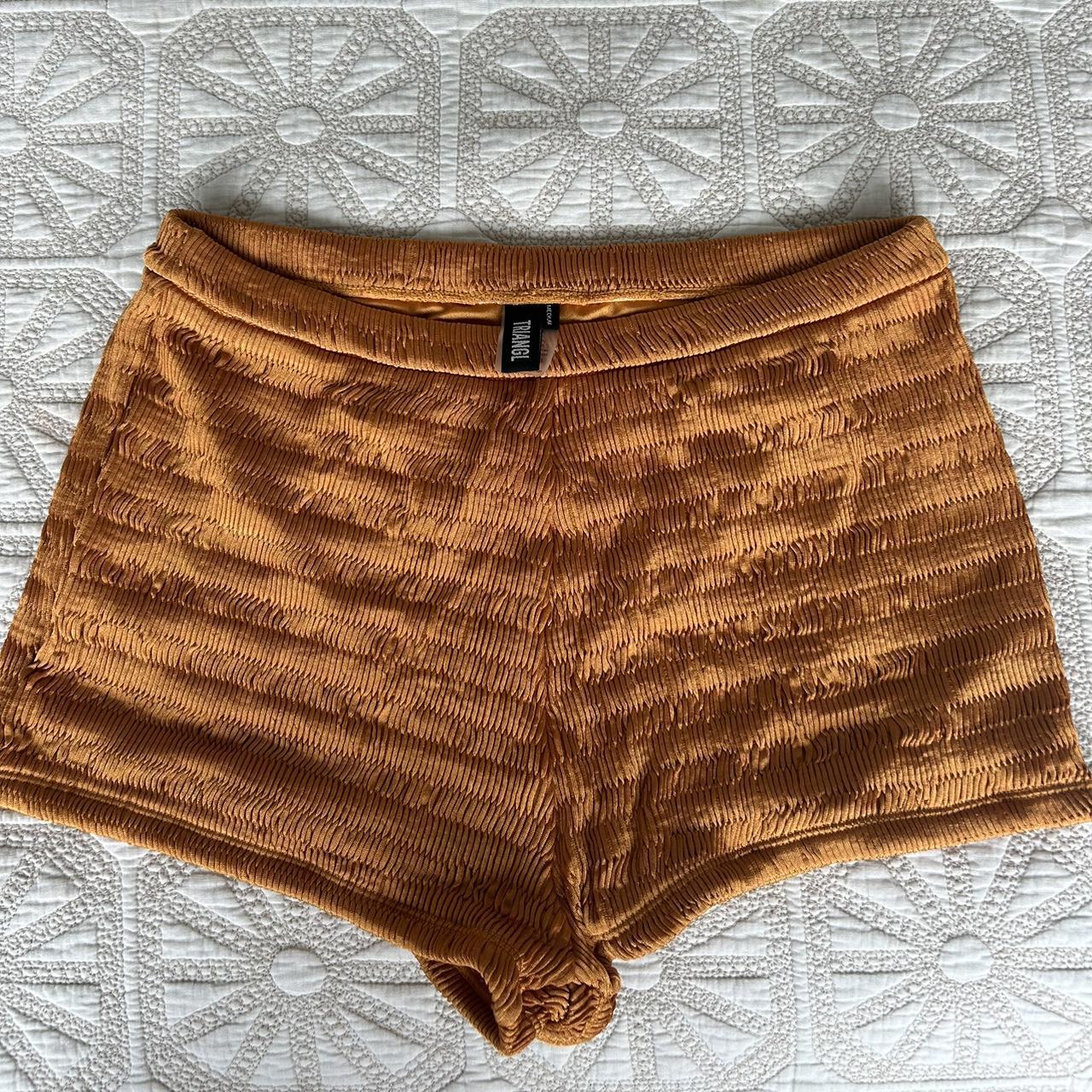 Triangl shorts 🩳 Fits a S-M - Depop