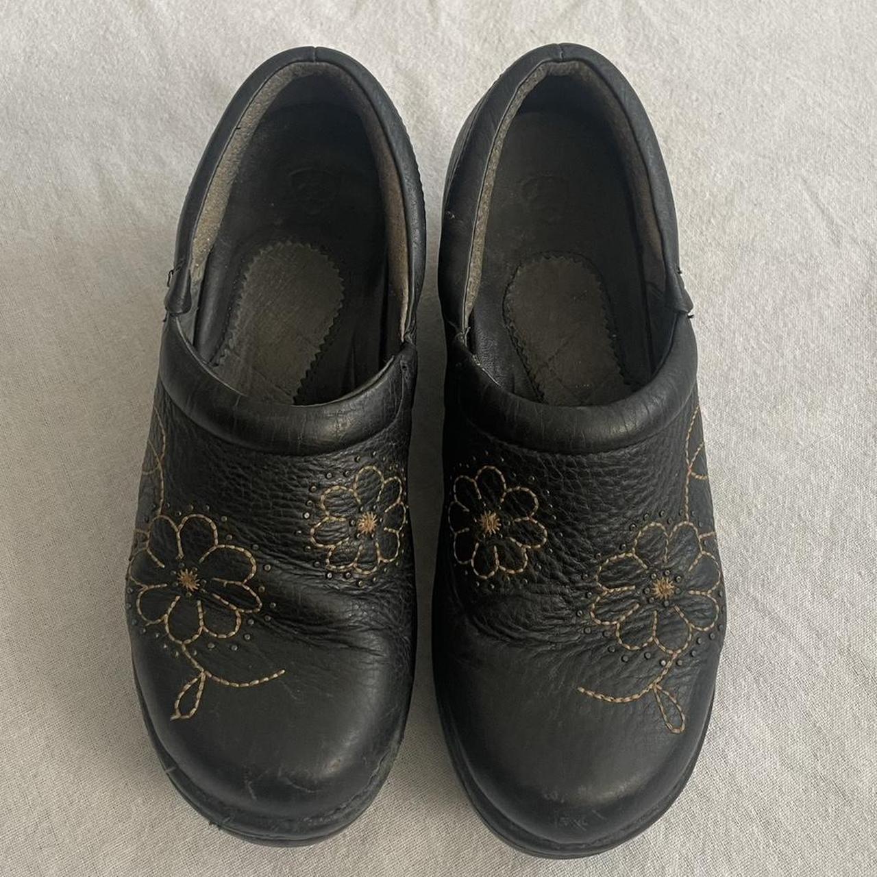 floral embroidered black leather clogs 🖤🤎🖤 - Depop