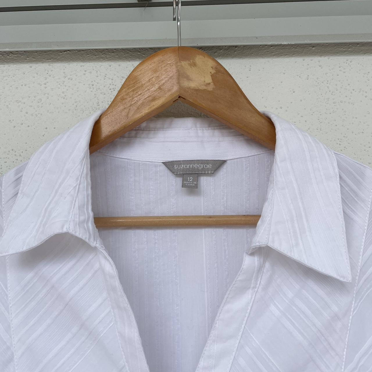 Suzannegrae white blouse Size 12 🤍 Preloved &... - Depop