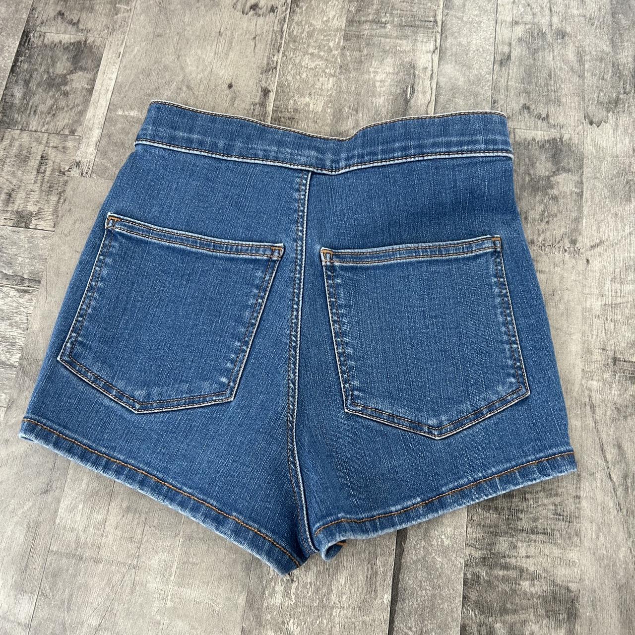 Top shop Joni shorts - size 6 - Depop