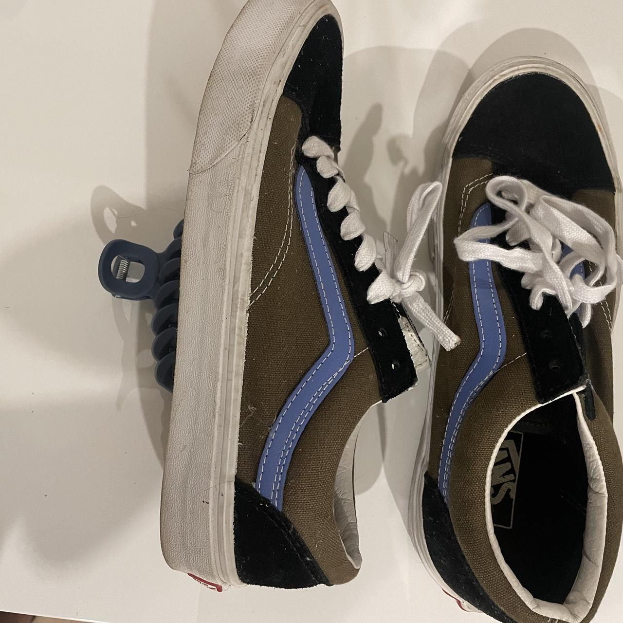 Old school vans Mens size 8 Cool colorway Worn a... - Depop