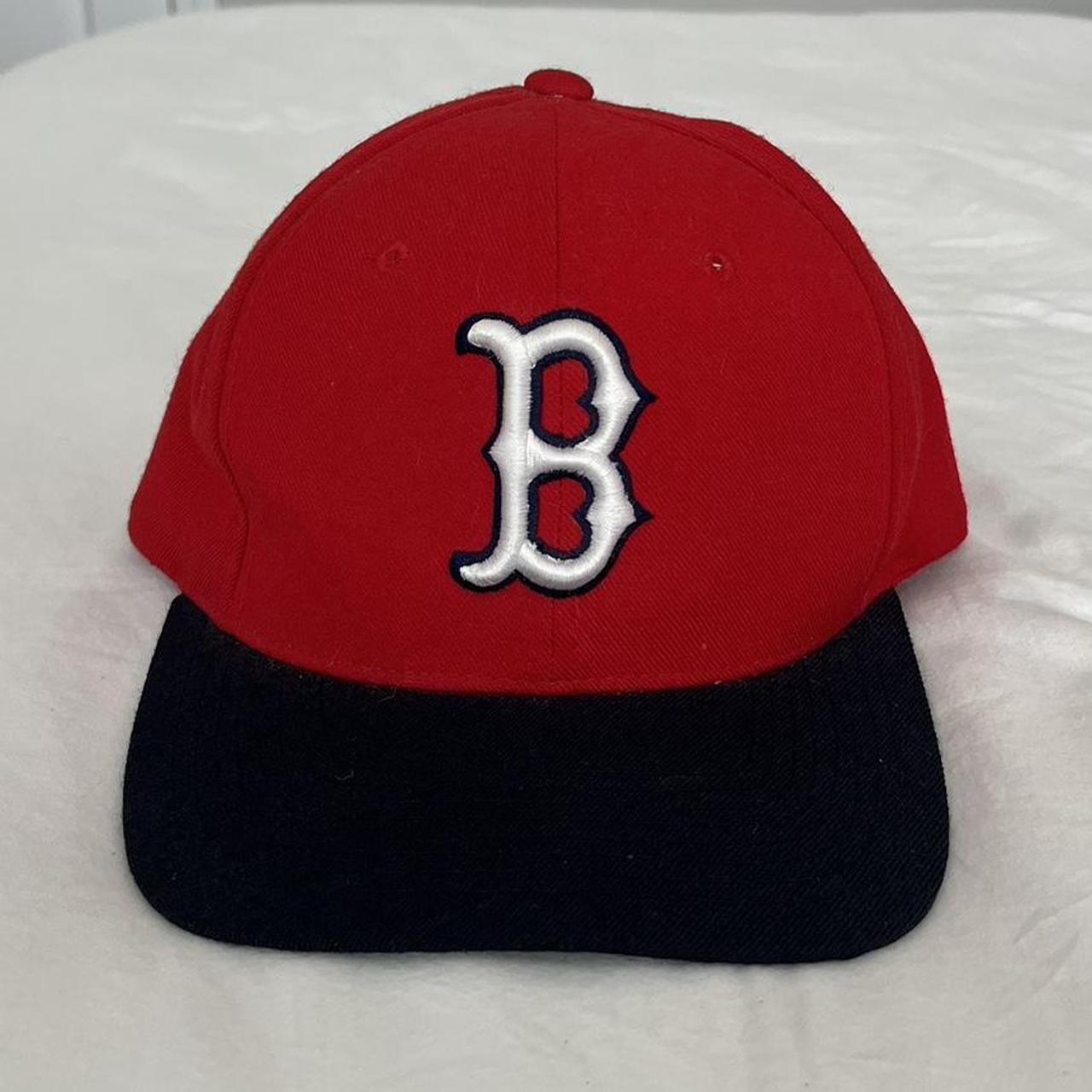 VINTAGE BOSTON REDSOX HAT ONE SIZE FREE... - Depop