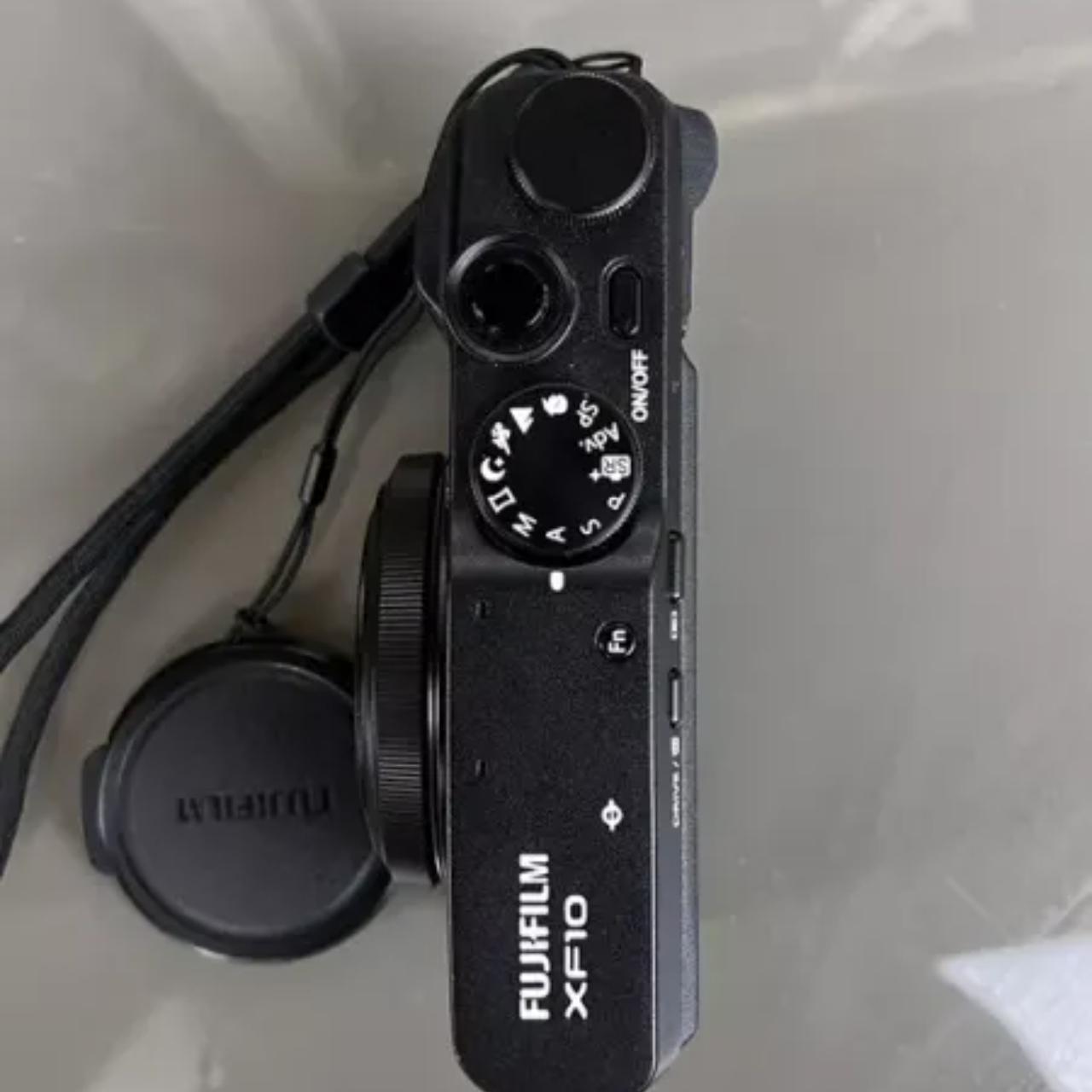 Fujifilm XF10 Black 24.2MP Fuji Compact Digital Camera - Depop