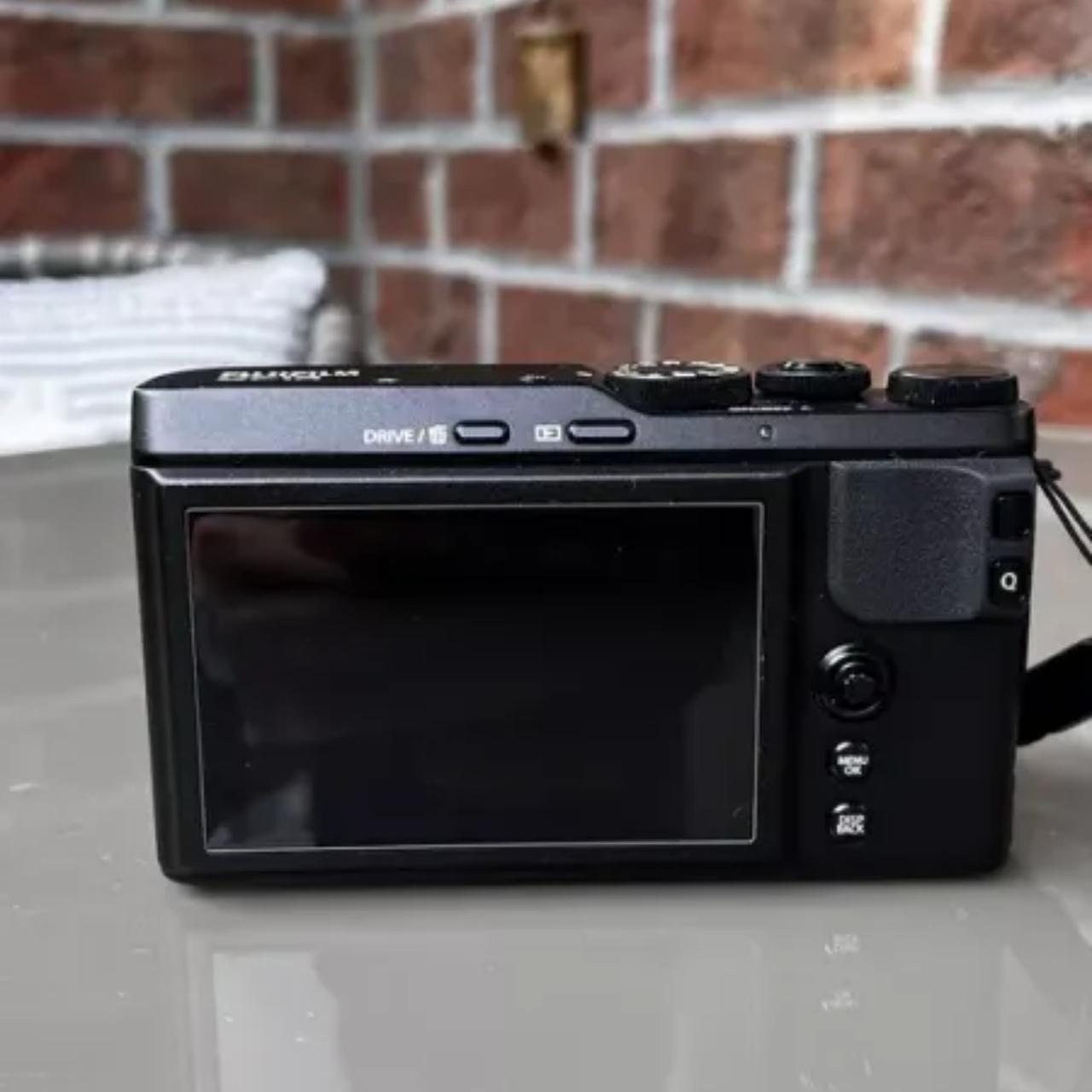Fujifilm XF10 Black 24.2MP Fuji Compact Digital Camera - Depop