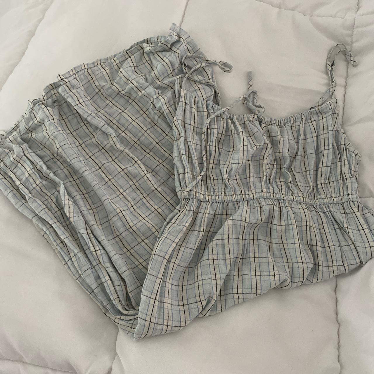 billabong dress wrinkly, but never been worn size... - Depop