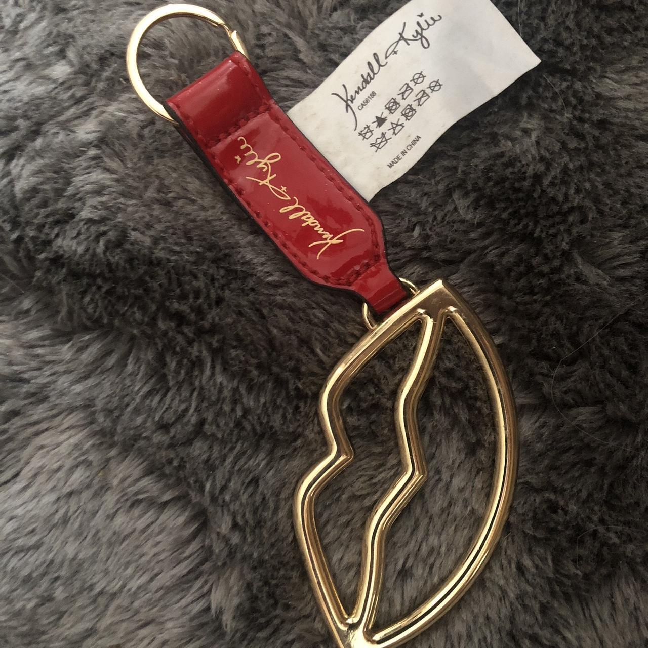 Kendall and Kylie key ring - Depop