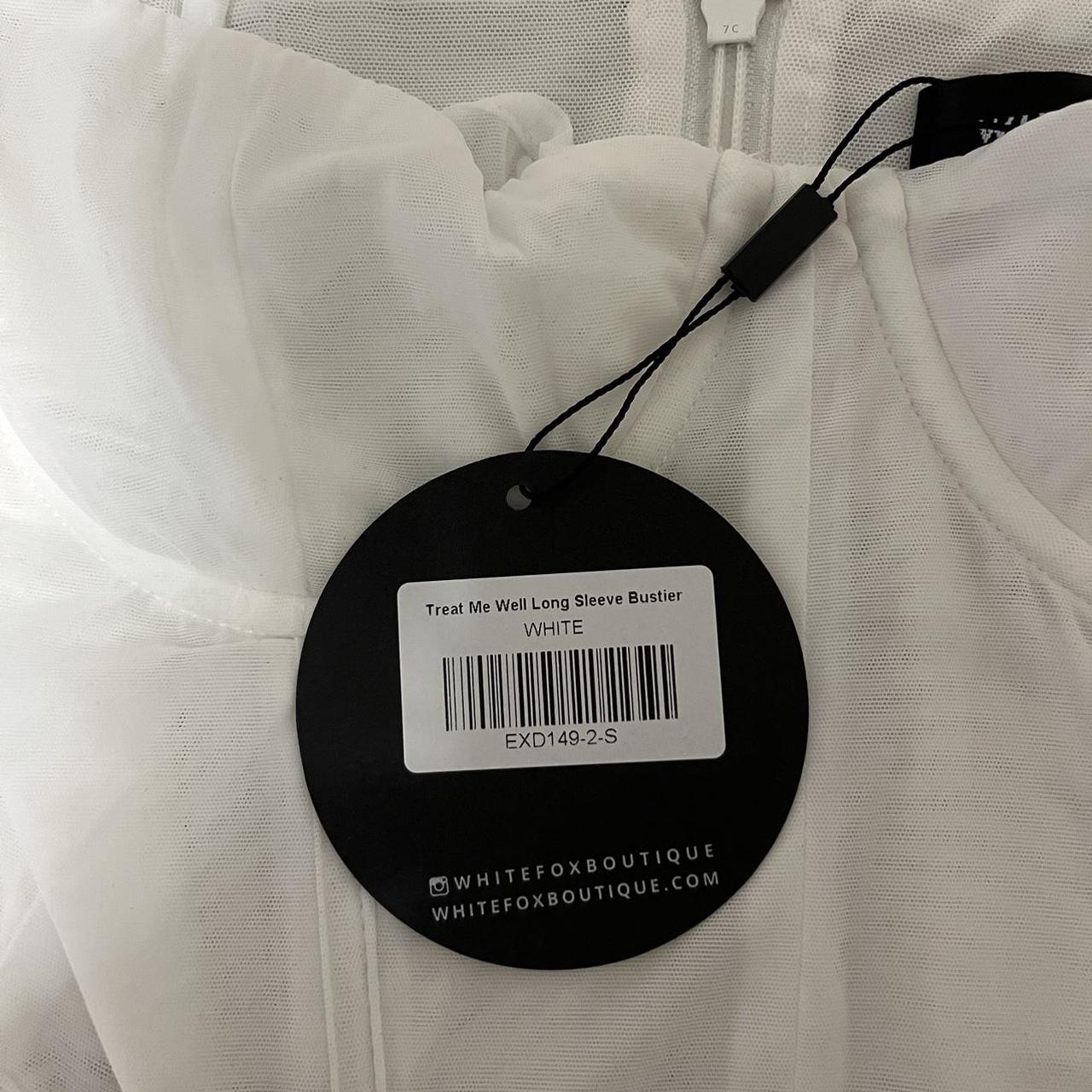 Aritzia Women's White Corset | Depop