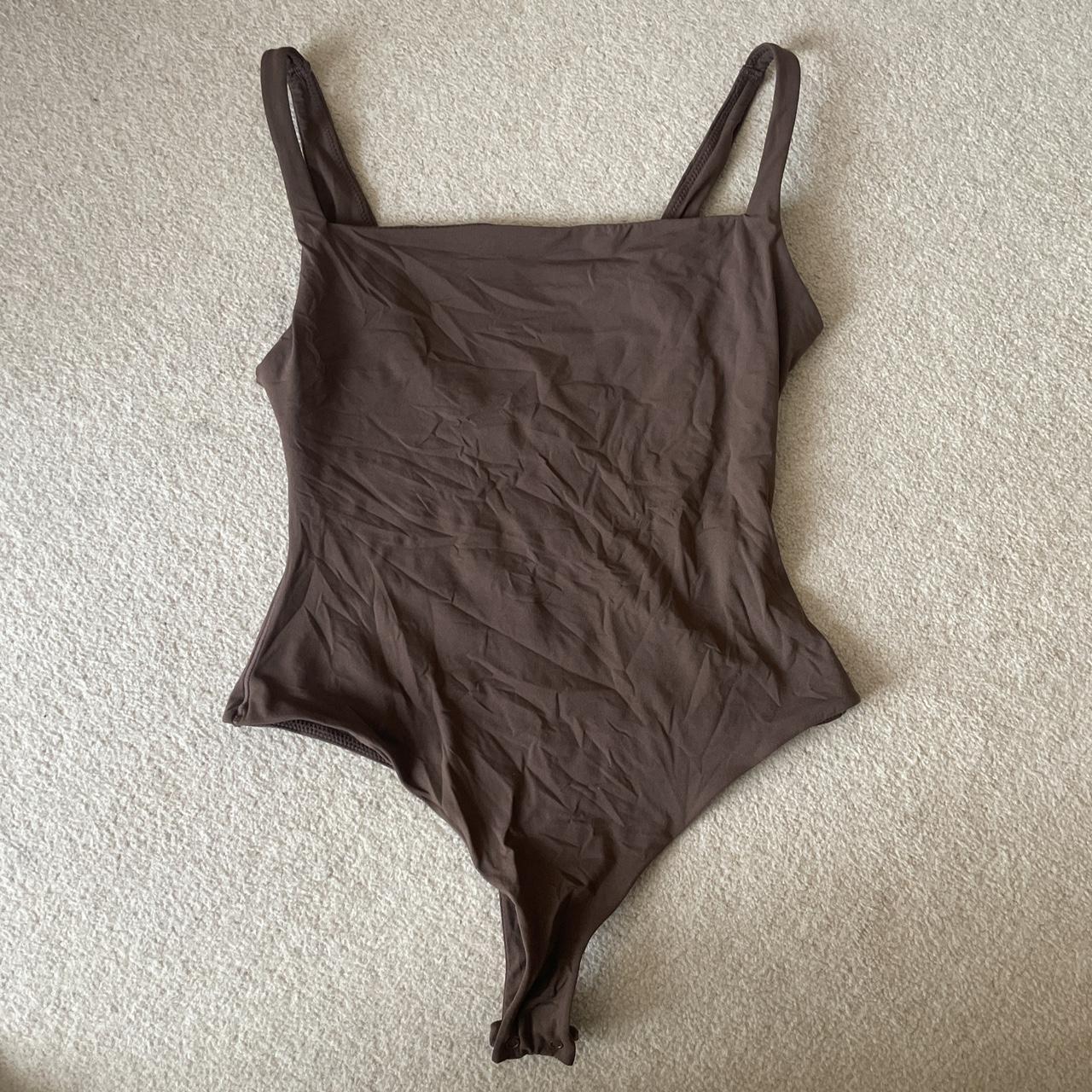 SKIMS Fits Everybody Square Neck Bodysuit - Cocoa... - Depop