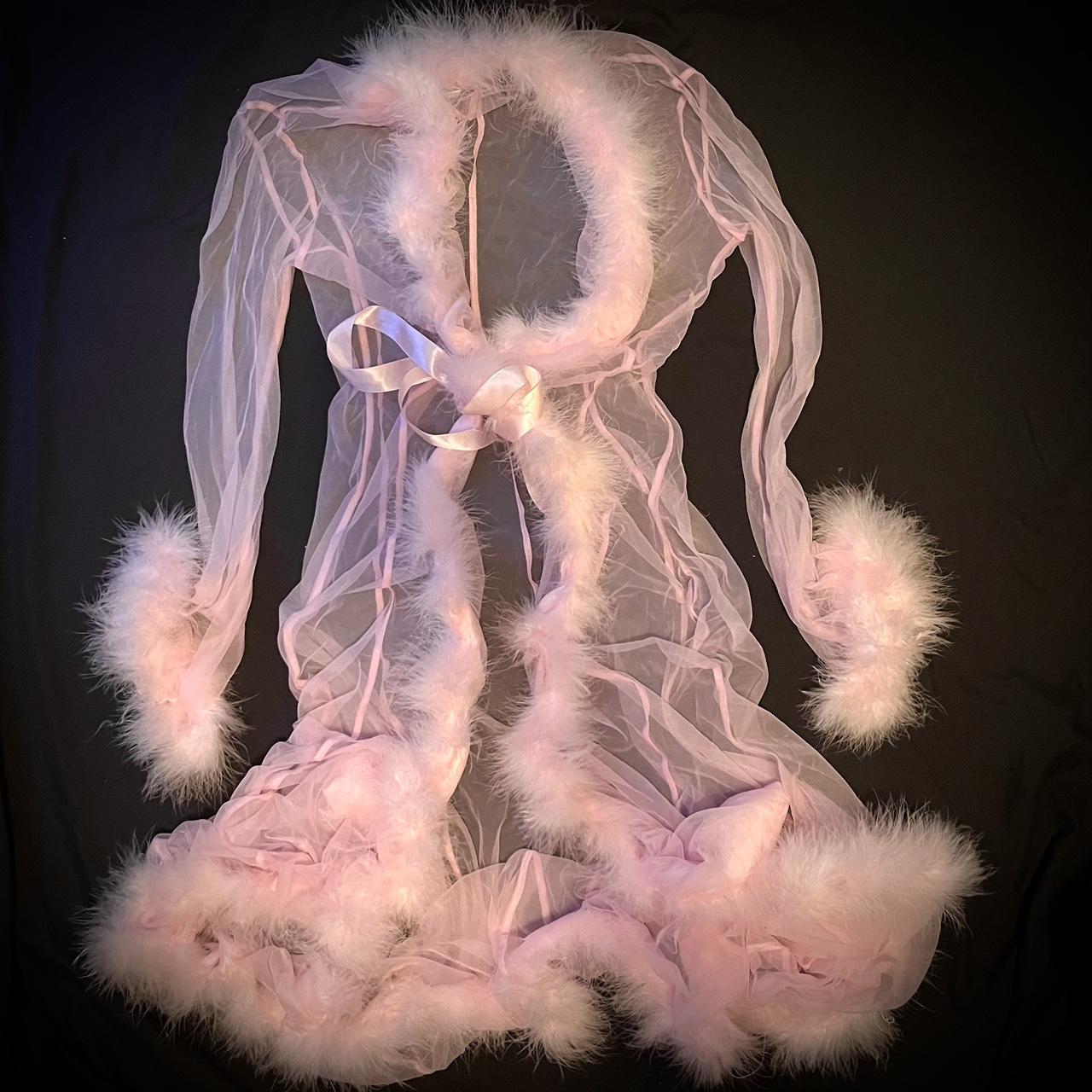 Faux fur fluffy pink long sleeve robe 🎀☁️ Tagged... - Depop