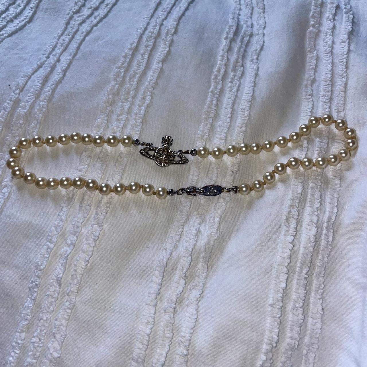 Vivienne Westwood Pearl Necklace mini bas relief