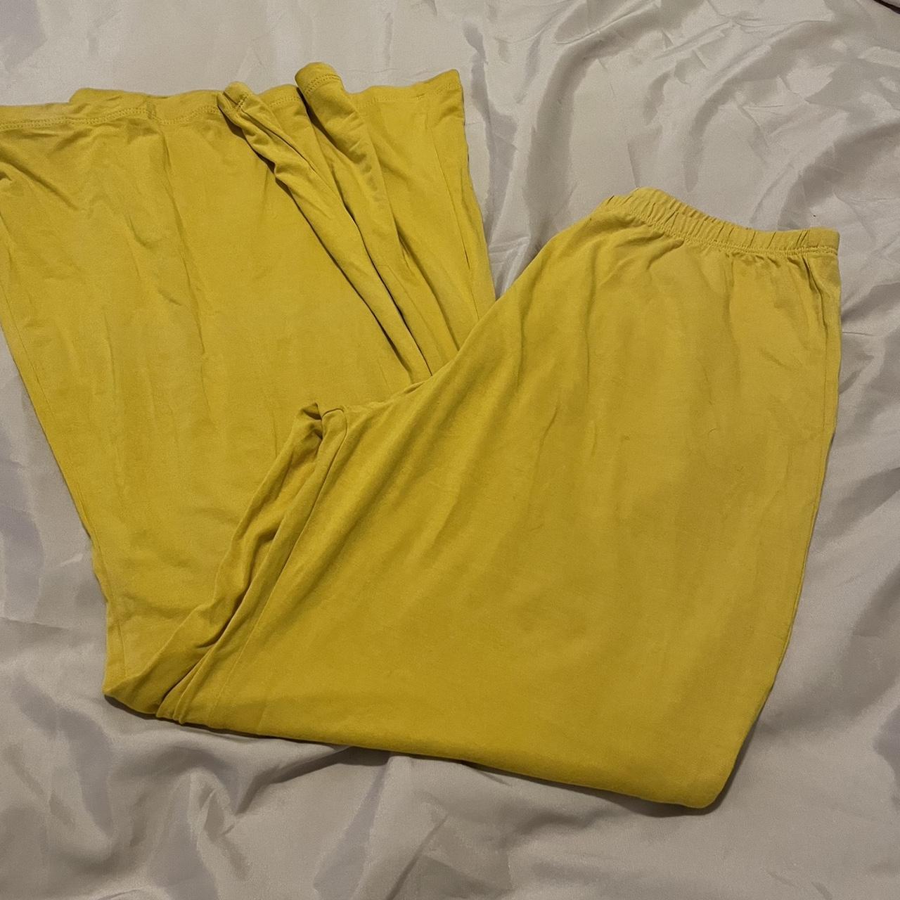 Hara the label Frankie flares honey colour brand... - Depop