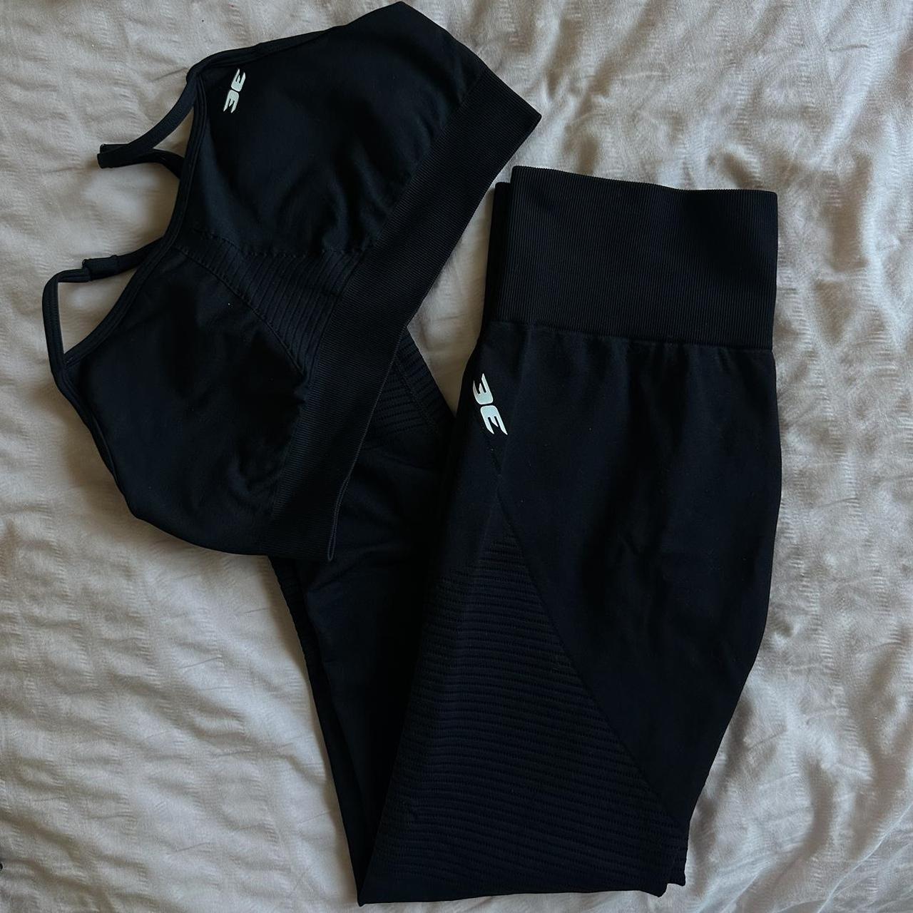 elite eleven set • $50 🎀size medium 🎀good... - Depop