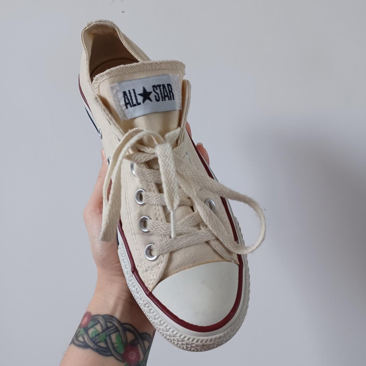 Converse Women's Cream Trainers | Depop