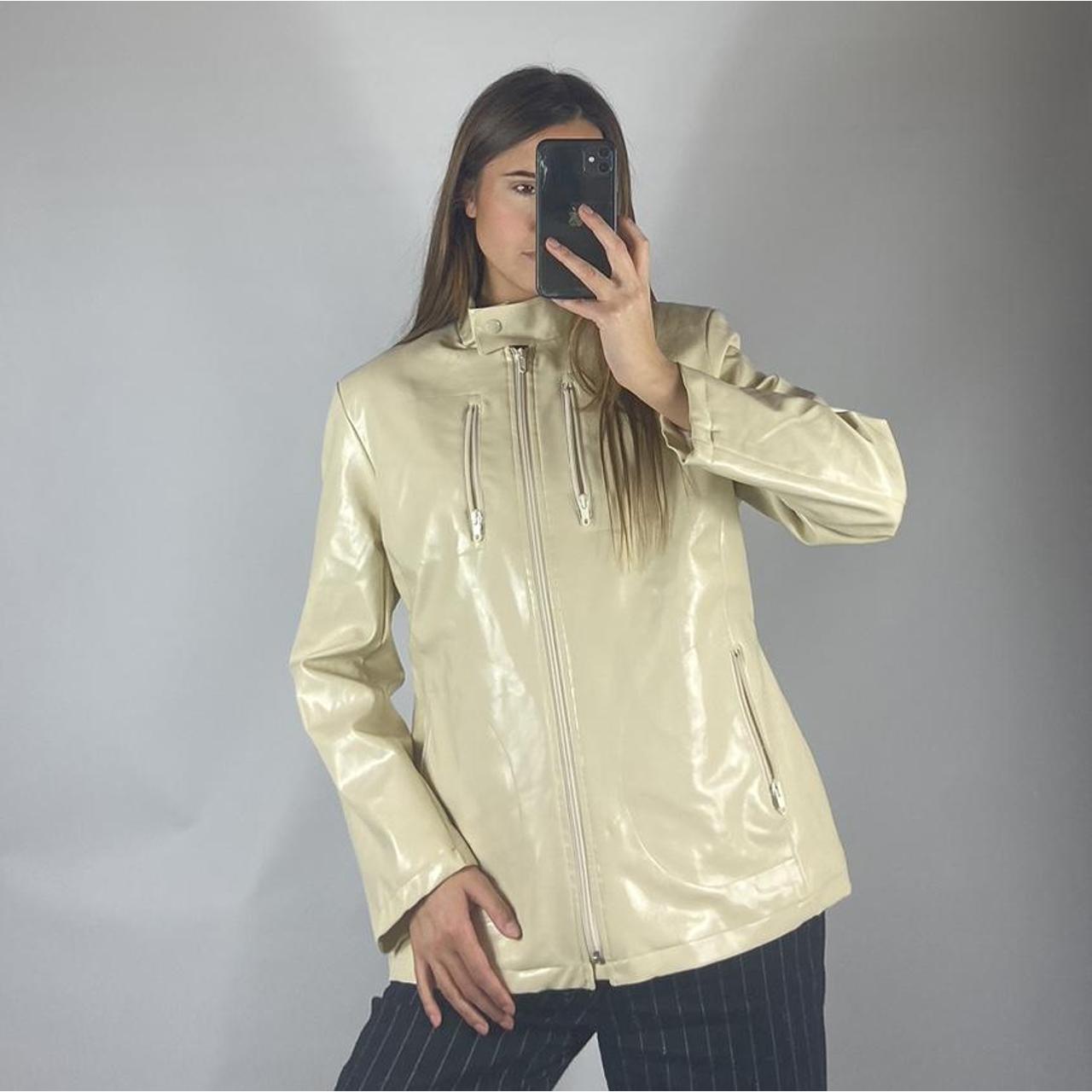 Women's Cream Jacket | Depop