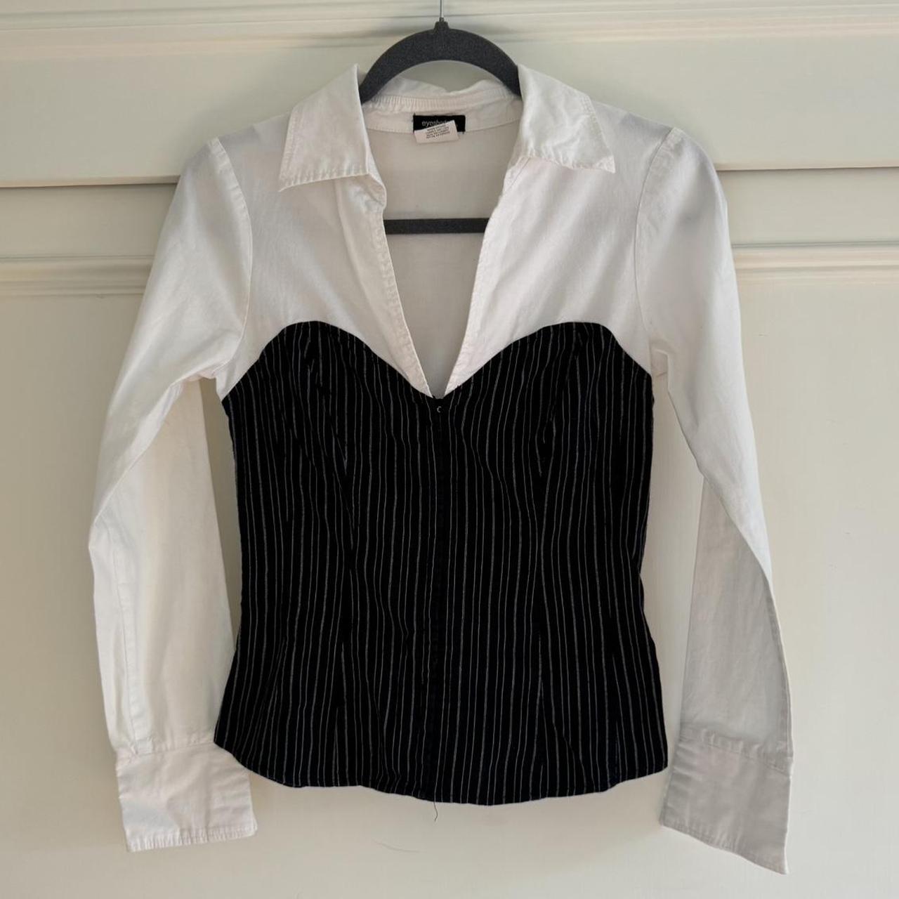 vintage 2000’s office siren blouse. navy pinstripe... - Depop